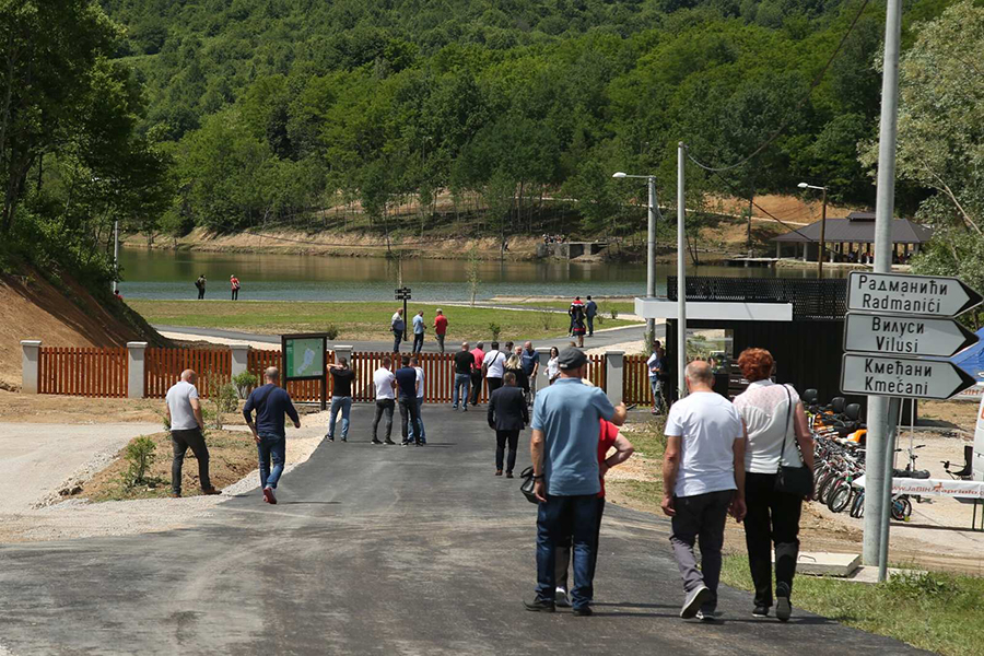 NOVO MJESTO ZA REKREACIJU I ODMOR: Jezero na Manjači ugostilo prve ...